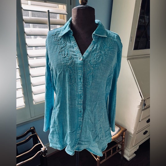 Reba | Tops | Reba Turquoise Distressed Embroidered Blouse Sz Large ...